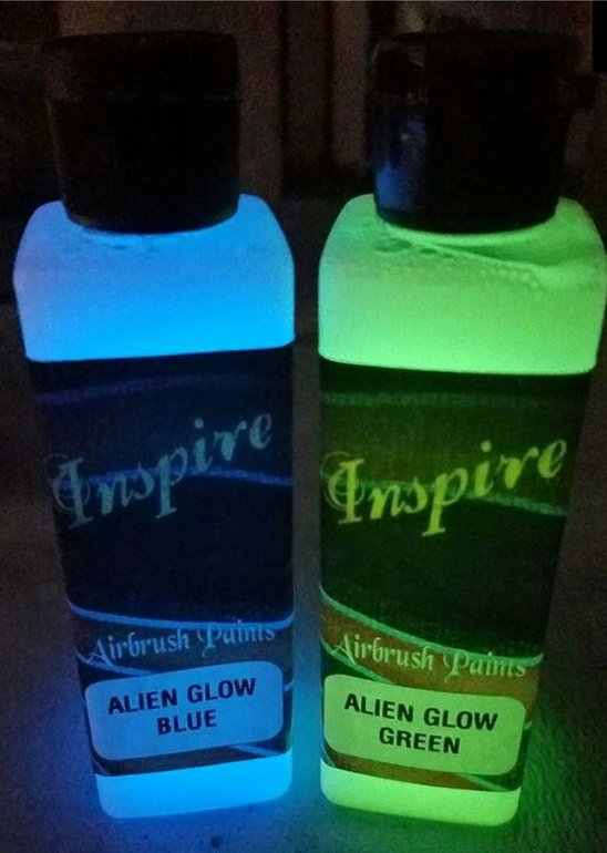 Alien Glow - Airbrush und Pinstripe Store Lion-art